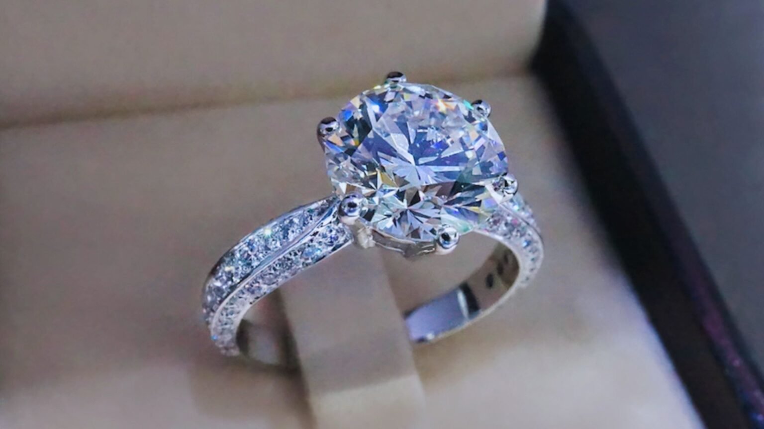 Are Diamonds a Good Investment? - FinanceToKnow